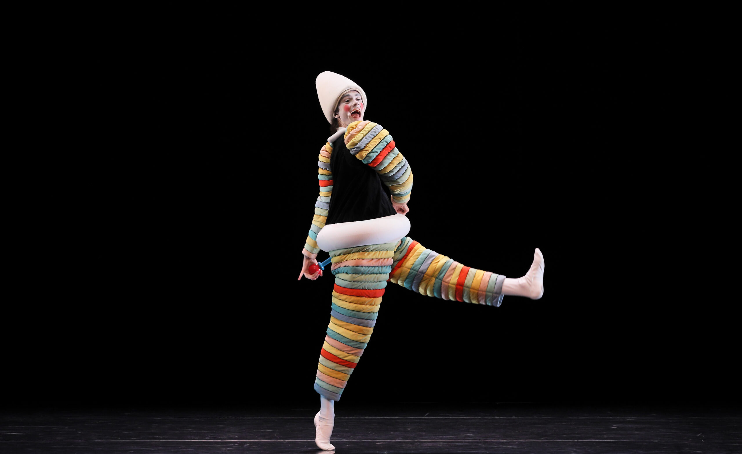 Das Triadische Ballett / Devil's Kitchen von Marco Goecke — Heinz-Bosl ...